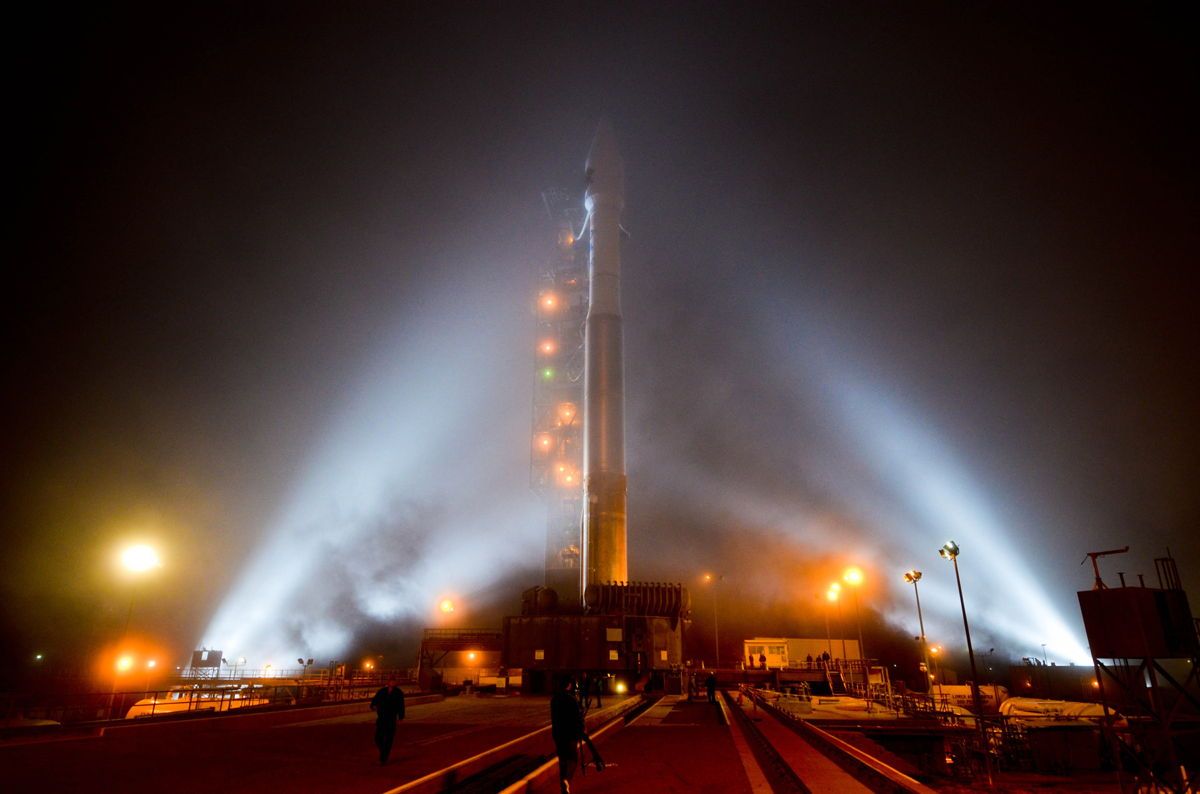 Launch Photos: US Air Force Launches Spy Satellite NROL-36 | Space