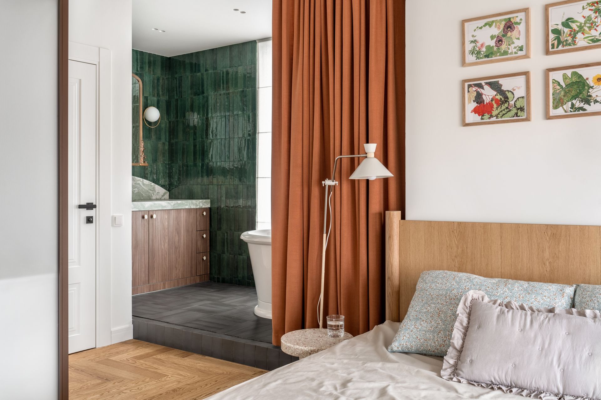 11 Apartment Bathroom Ideas That Have Clever Designs | Livingetc