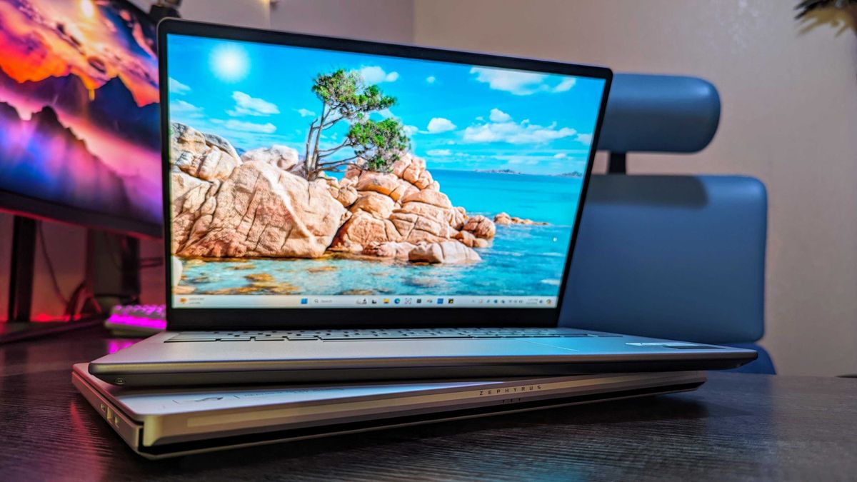 Dell Inspiron 14 Plus (7440/7441) review: The battle between Qualcomm ...