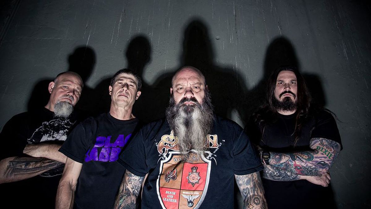 Crowbar launch Falling While Rising | Louder