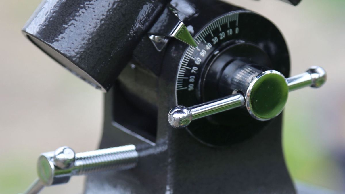 Sky-Watcher Explorer 130 EQ2 telescope review | Space