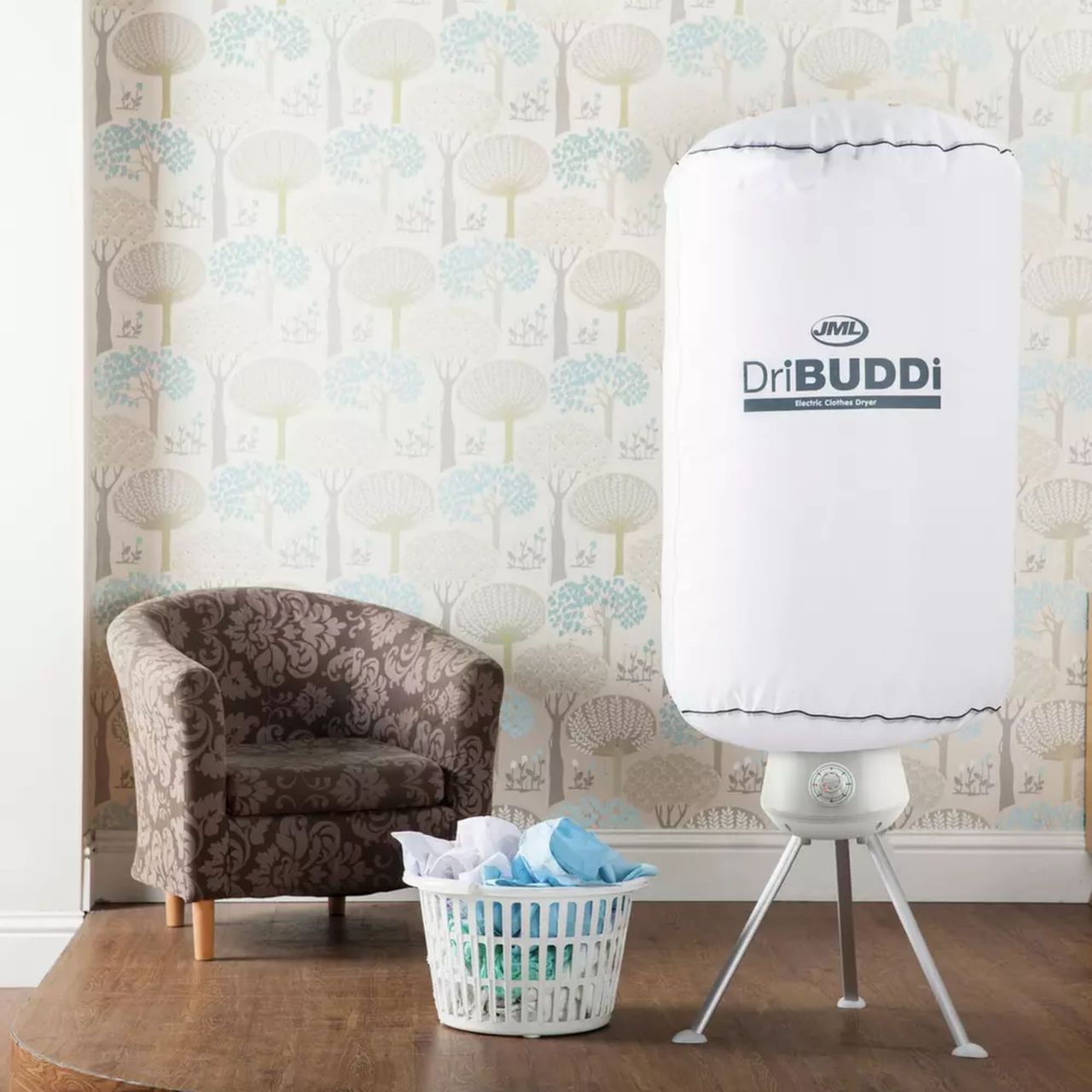 How do you use a heated clothes airer effectively? | Ideal Home