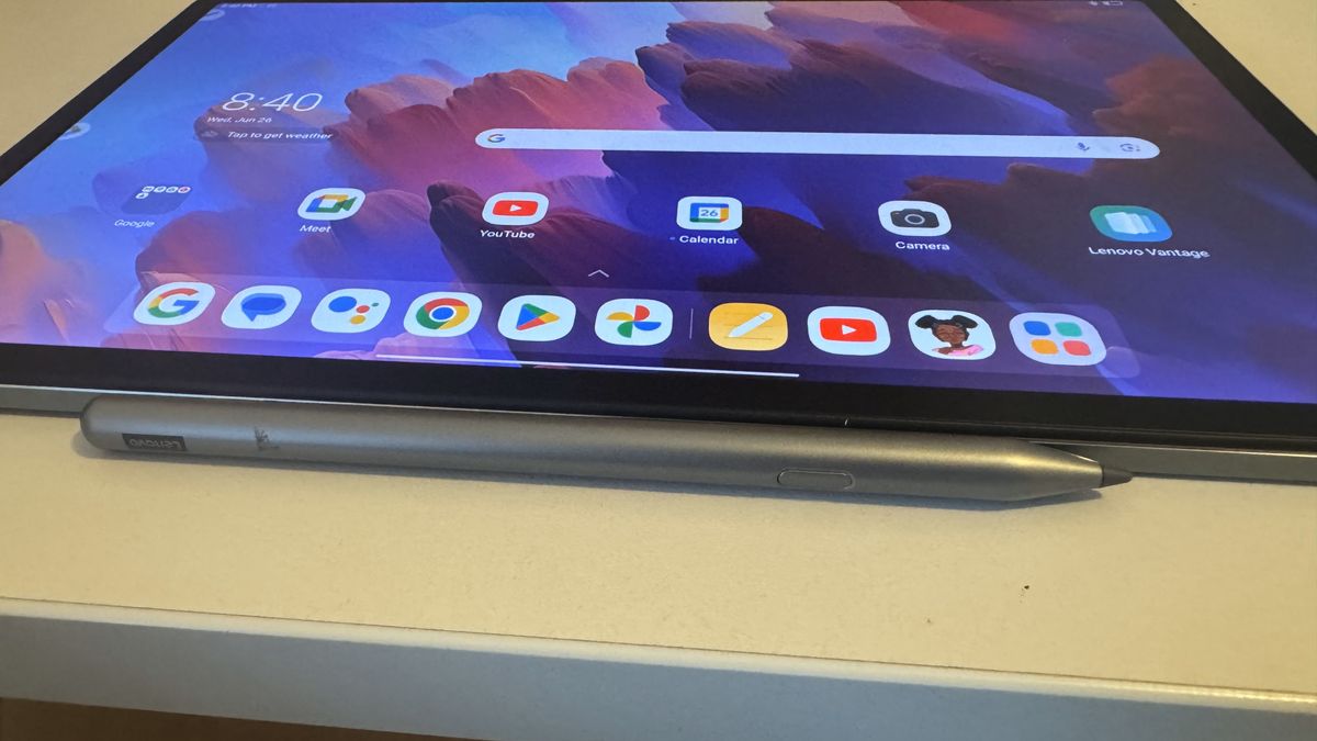 Lenovo Tab P12 with Matte Display review: a large paper-like screen ...