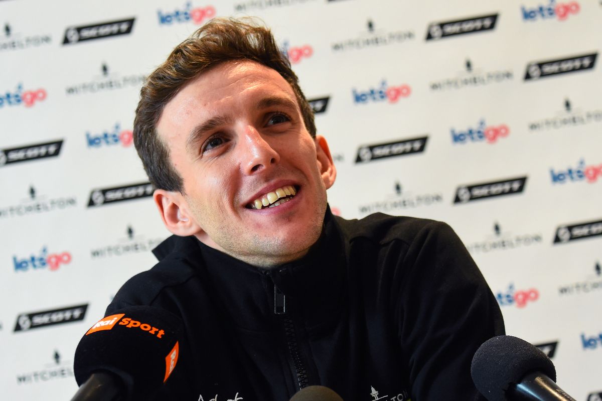 Yates in control of his own destiny at Giro d'Italia | Cyclingnews