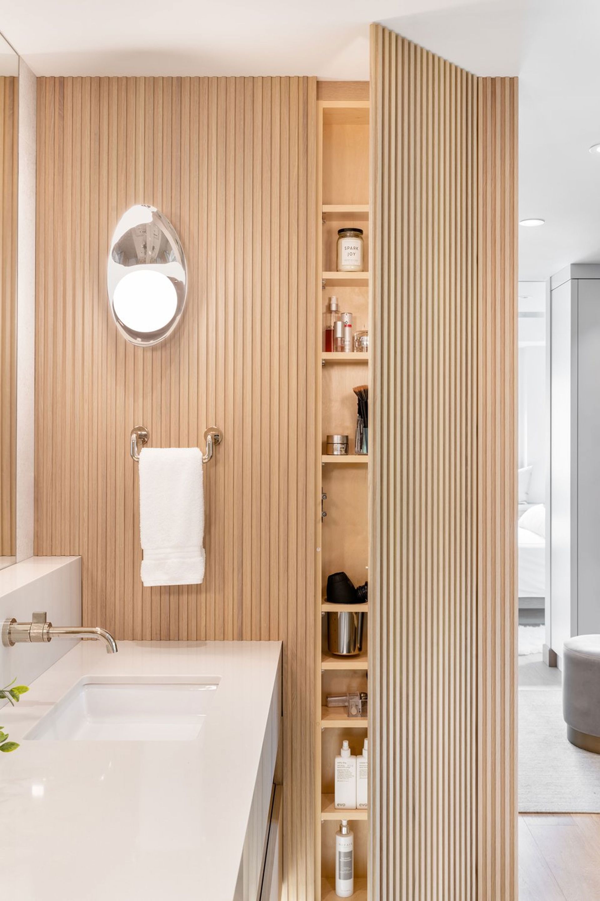 10 Genius Hidden Storage Ideas That'll Help Conceal Clutter | Livingetc