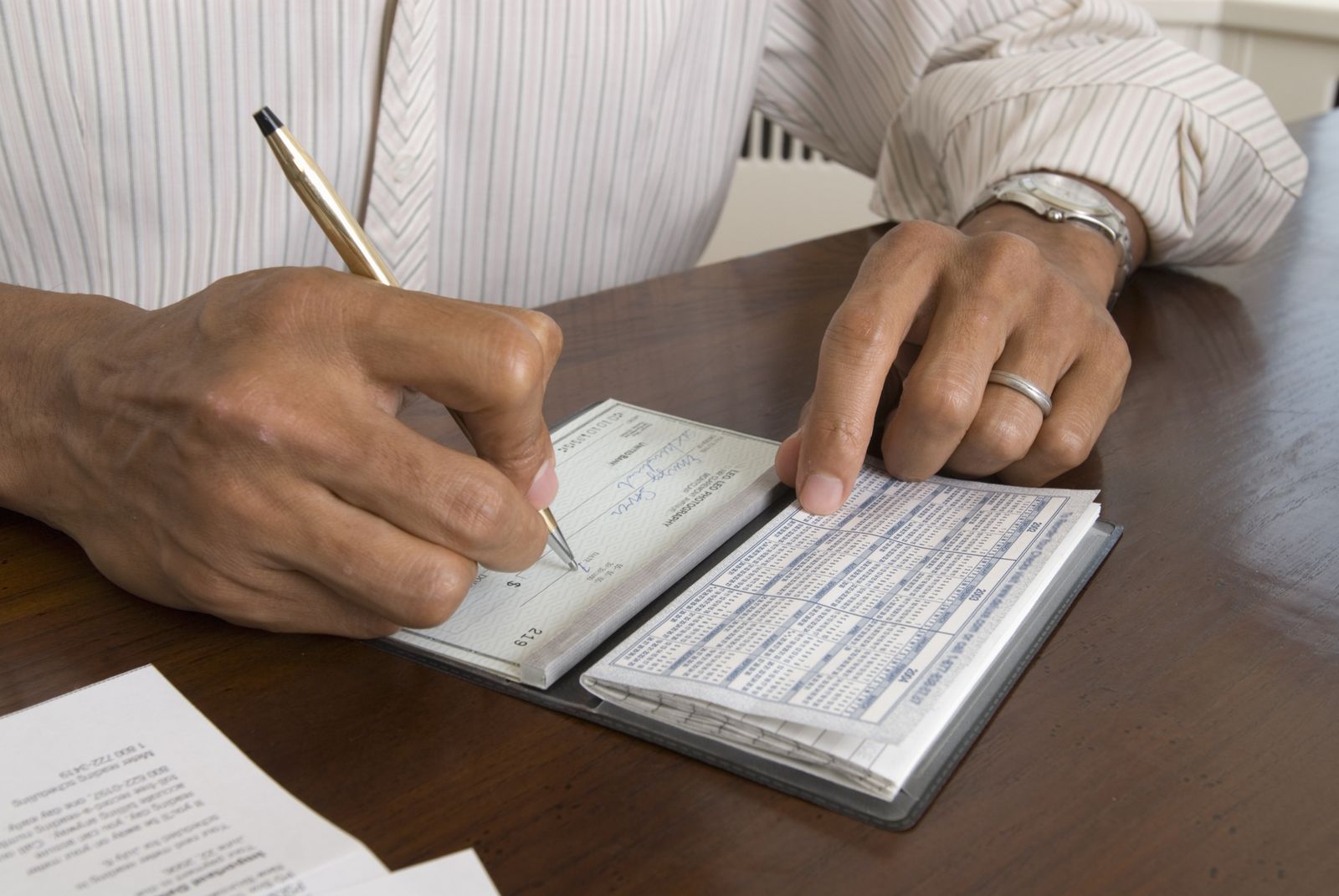 How to pay in a cheque | MoneyWeek