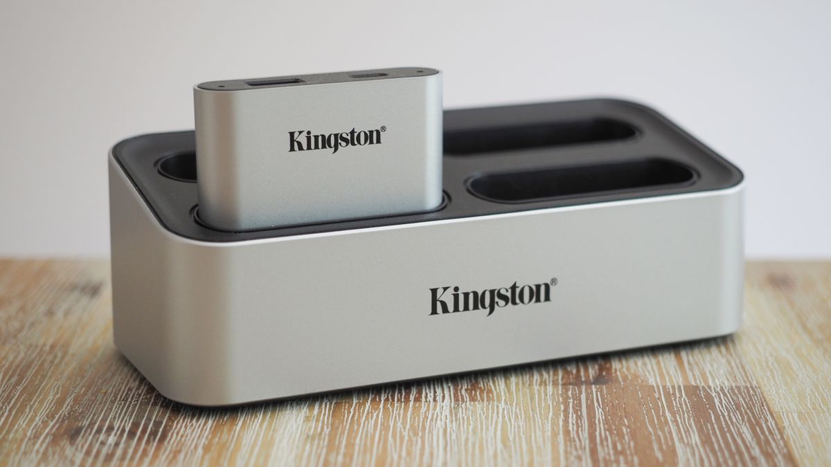 The best memory card readers | Digital Camera World