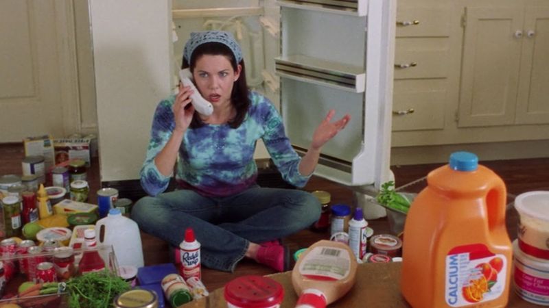 Lorelai Gilmore's Craziest Outfits on Gilmore Girls | Marie Claire