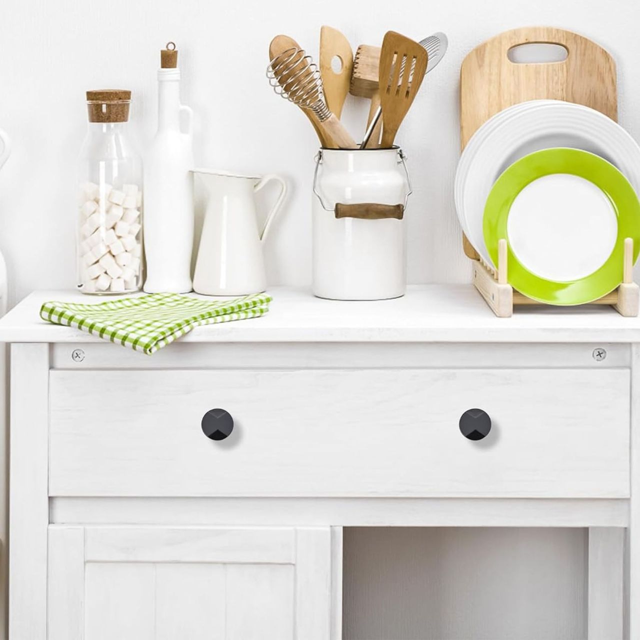 Our edit of the best kitchen hardware to buy at Amazon | Homes and Gardens