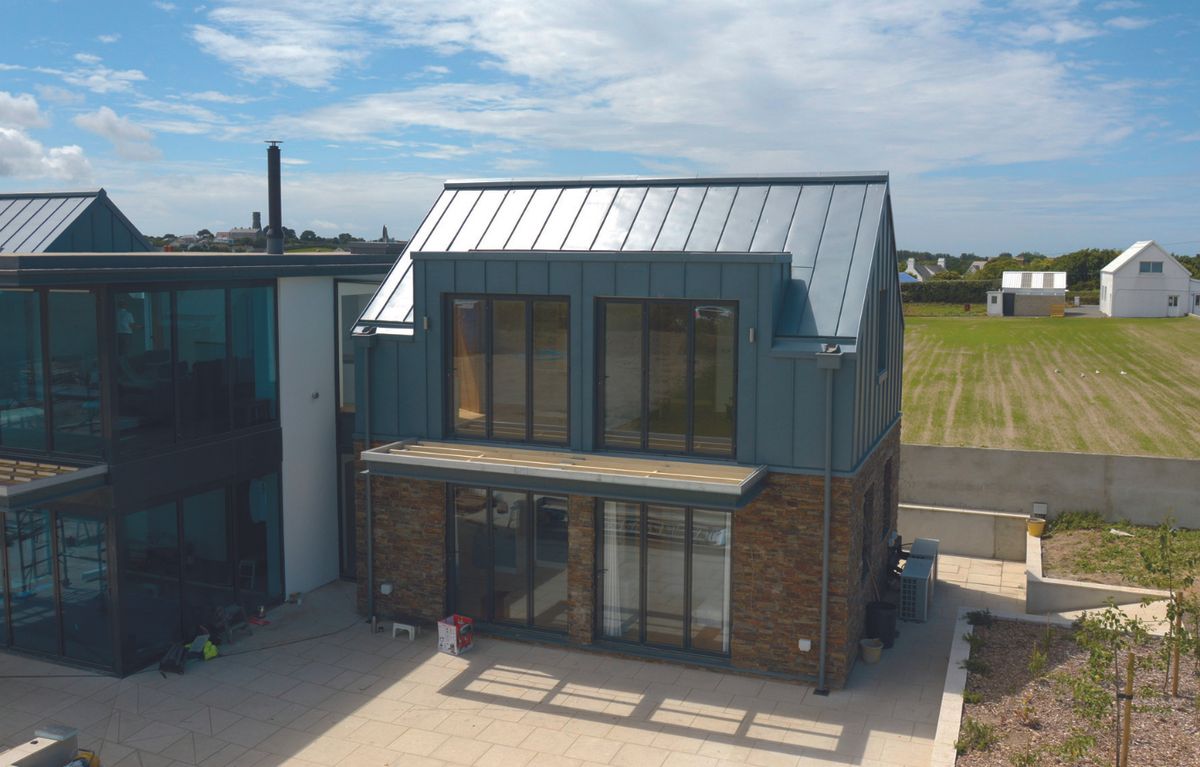 Zinc Roofs: All You Need to Know About Choosing Zinc | Homebuilding