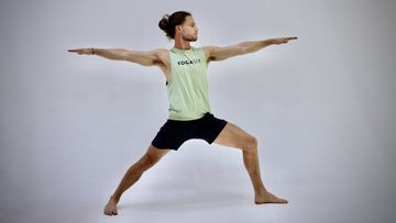 An expert trainer recommends these 10 yoga moves to strengthen your ...