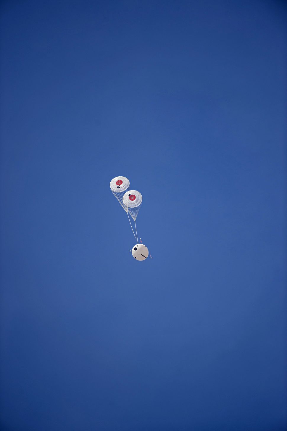 In Photos: NASA's Orion Space Capsule Parachute Test of 2017 | Space