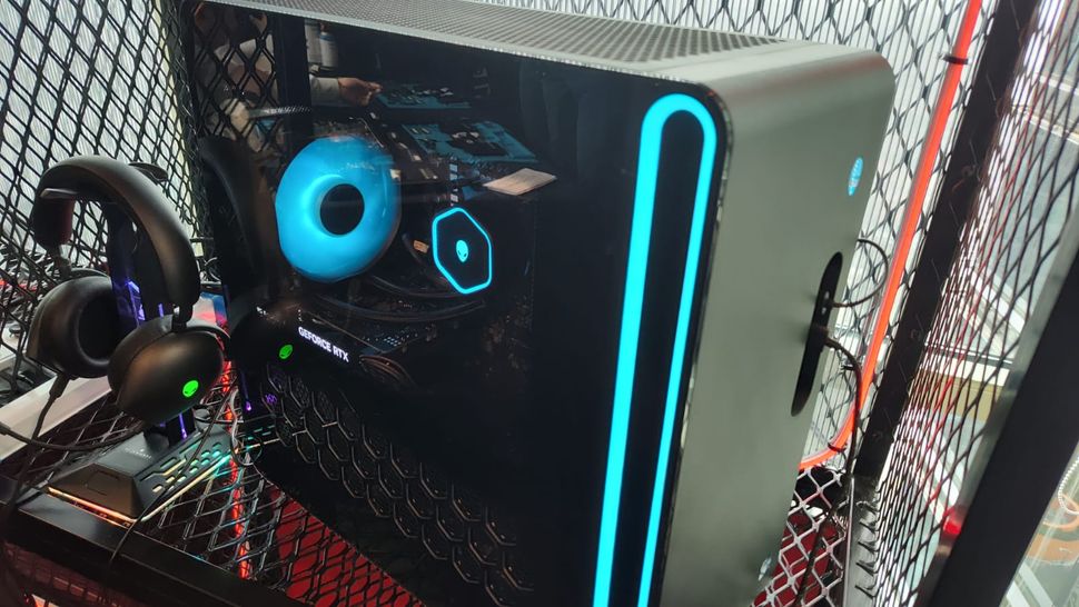 The Alienware Aurora with an RTX 5080 is now available but I wouldn't ...
