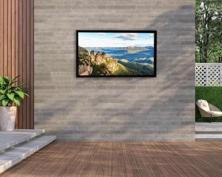 Garden TVs - how to choose the best outdoor TV | Livingetc