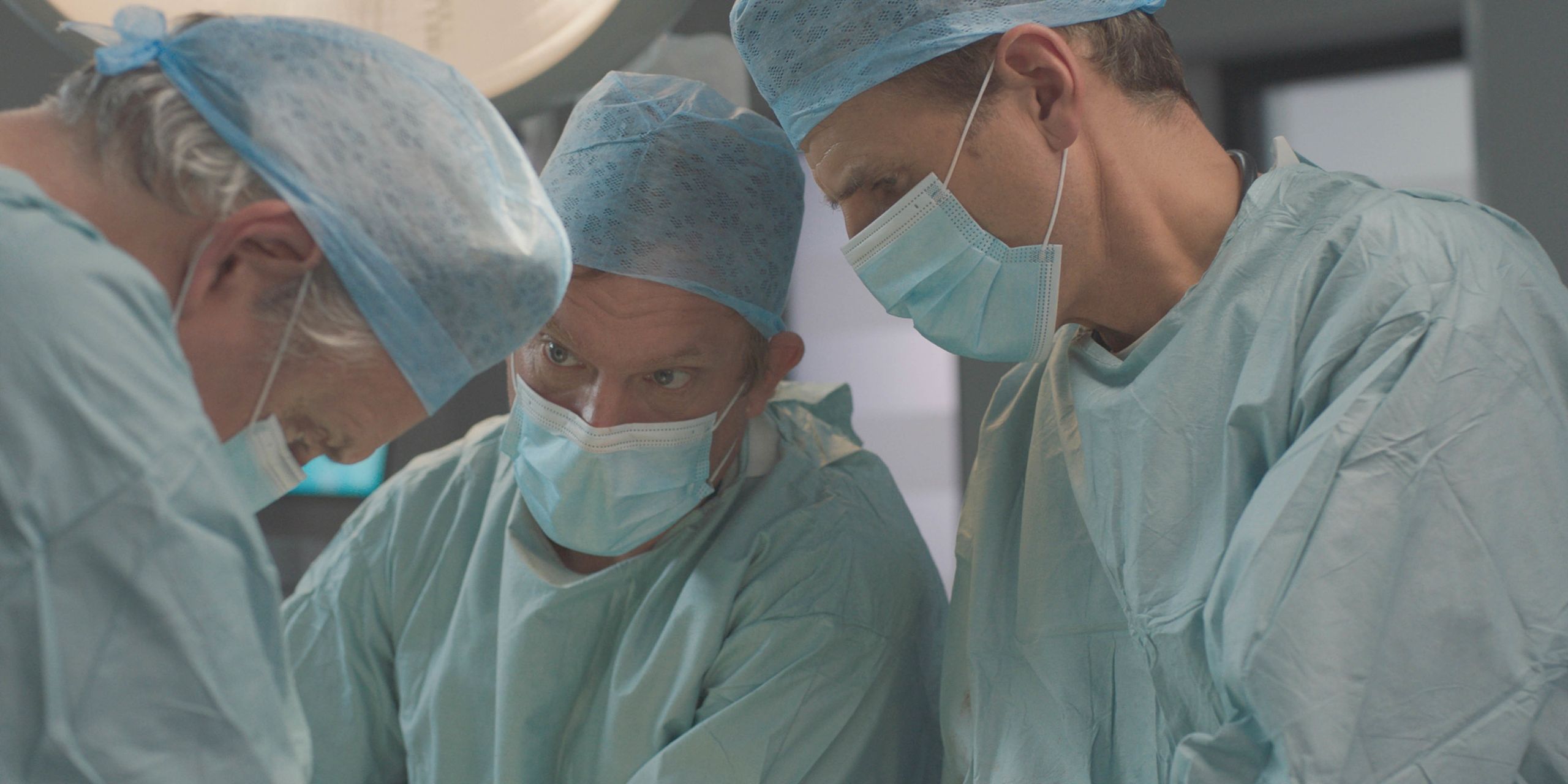Casualty spoilers: Can Sacha save Robyn Miller from death? | What to Watch