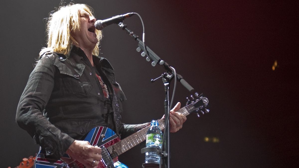 Exclusive: Down N Outz Rock And Roll Queen video | Louder