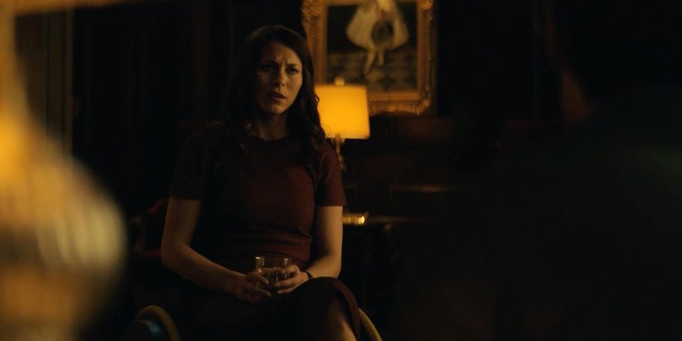 Titans Actress Explains Barbara Gordon And Dick Grayson's Relationship ...