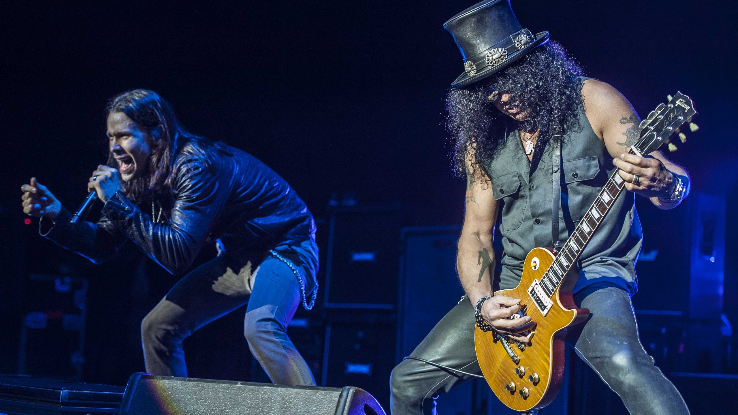 Get your string bends in shape with this Slash guitar tip and quick ...