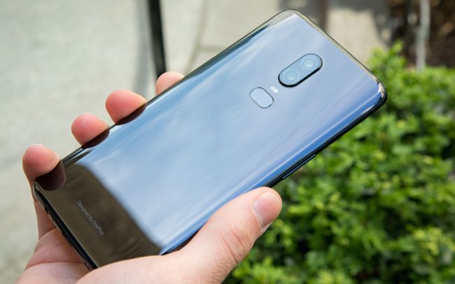 OnePlus 6 - Full Review and Benchmarks | Tom's Guide