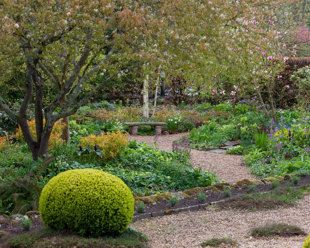Tour this famed garden designer's English spring garden | Homes and Gardens