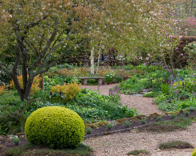 Tour this famed garden designer's English spring garden | Homes and Gardens