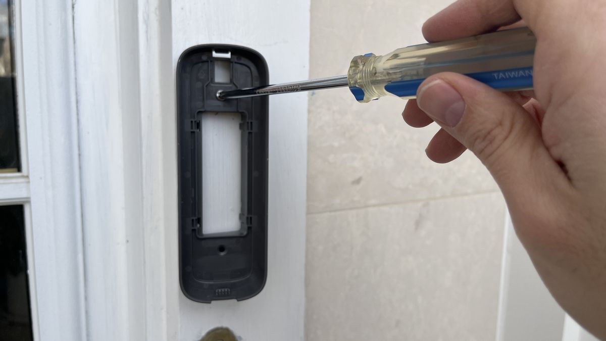 Lorex 4K Battery Doorbell review: great video, but less than stellar ...