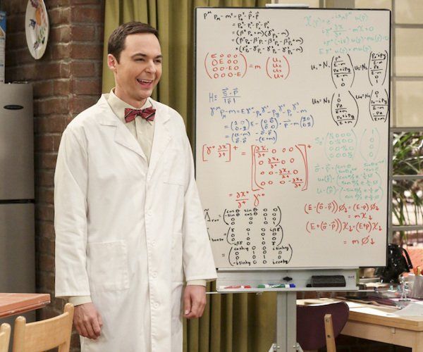 The Big Bang Theory's Sheldon Is All Dressed Up As Professor Proton In ...