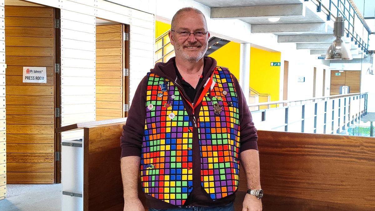 Flaming Bots And Nerf Shooters Pi Wars Brings Together The Best Raspberry Pi Robotics Teams In