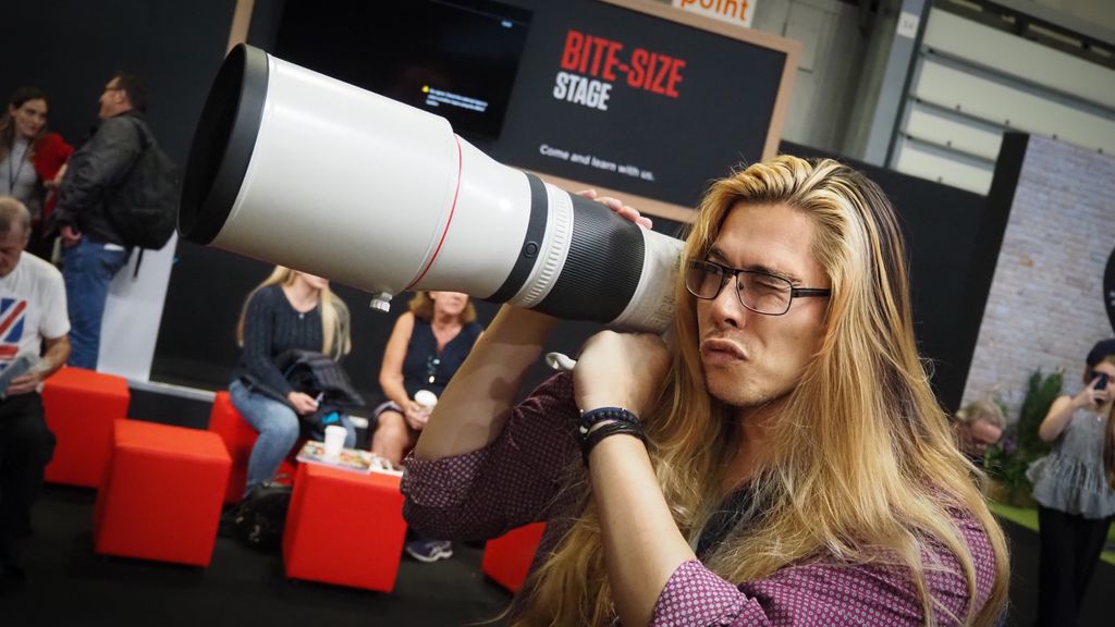 What is a periscope lens: getting big zoom into a small phone | Digital ...