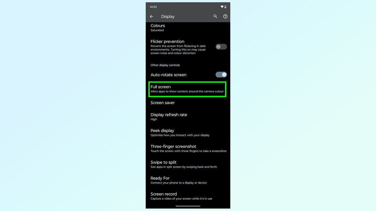 How to use full-screen apps on Motorola Razr+'s cover display | Tom's Guide