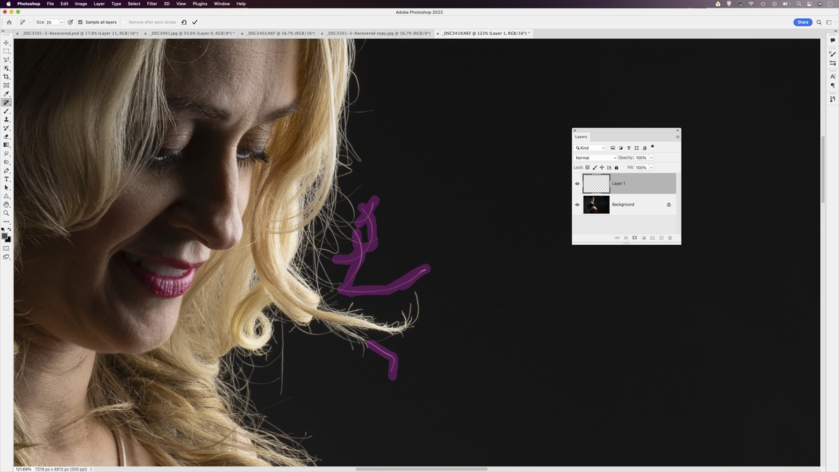 How I used dramatic edge lighting for a beautiful baby bump portrait ...