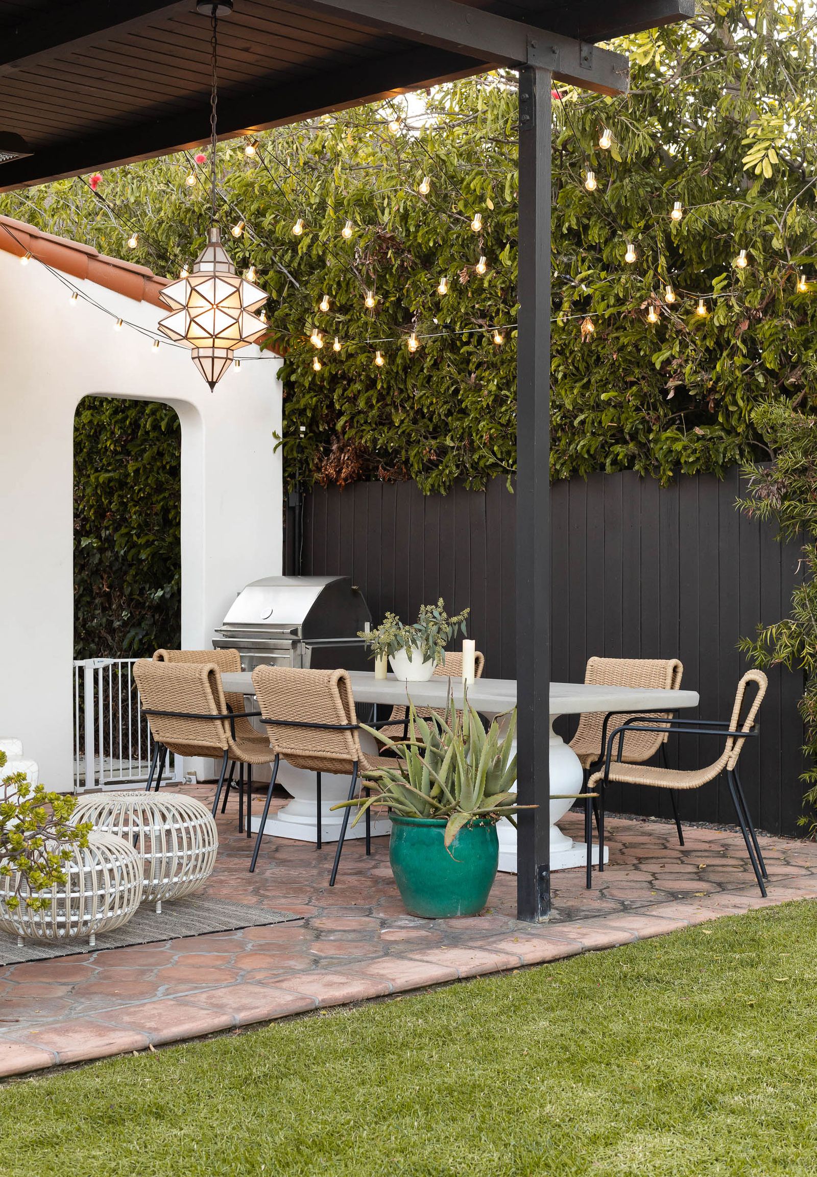 How to Turn Your Backyard Into a Retreat — "The Ultimate R&R" | Livingetc