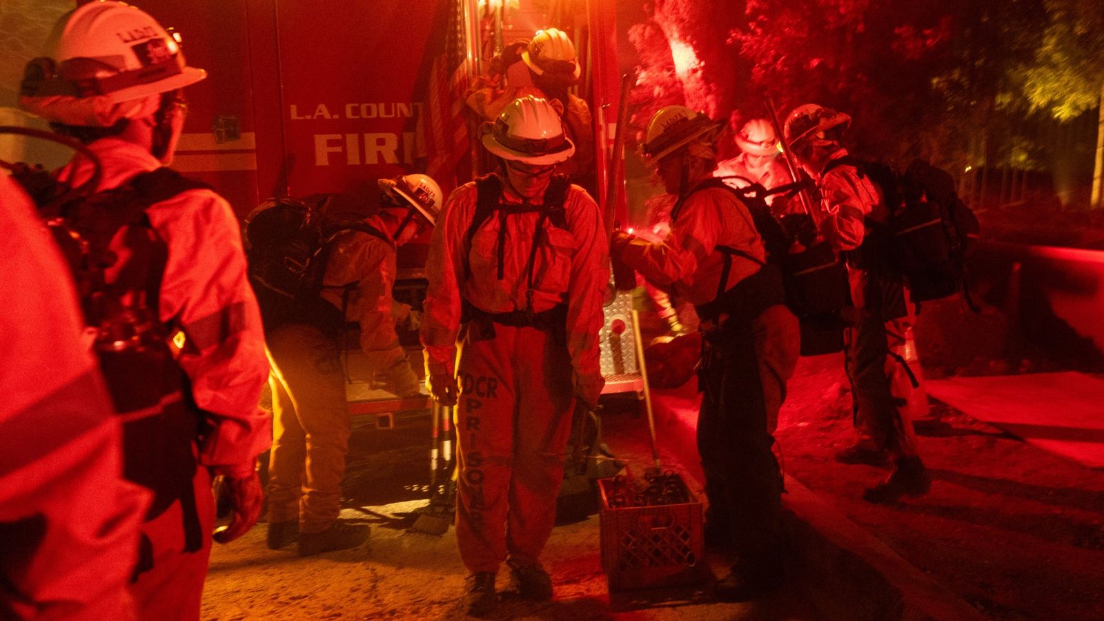The inmate firefighters tackling the wildfires in Los Angeles | The Week