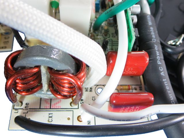 Monster PowerCenter HT 800G Tear-Down: Page 4 | Tom's Hardware