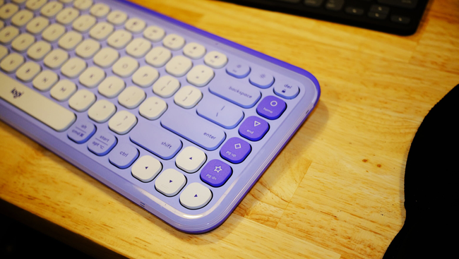 Logitech POP Icon Keys review: It's the Sabrina Carpenter of keyboards ...
