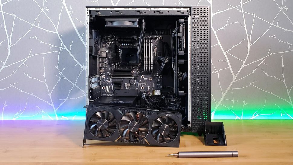 HP Omen 30L Review: Big-Box Boutique | Tom's Hardware