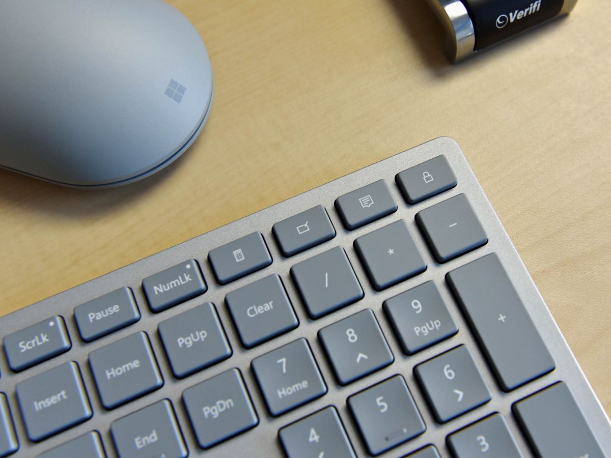 Microsoft's Surface Ergonomic Keyboard does a lot right for a high ...