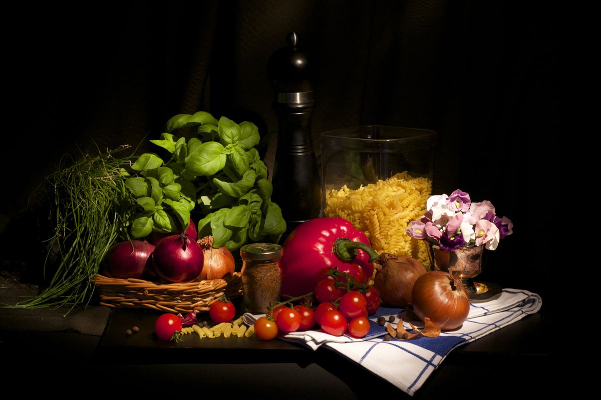GuruShots: winning photographs from the Artistic Still Life contest ...