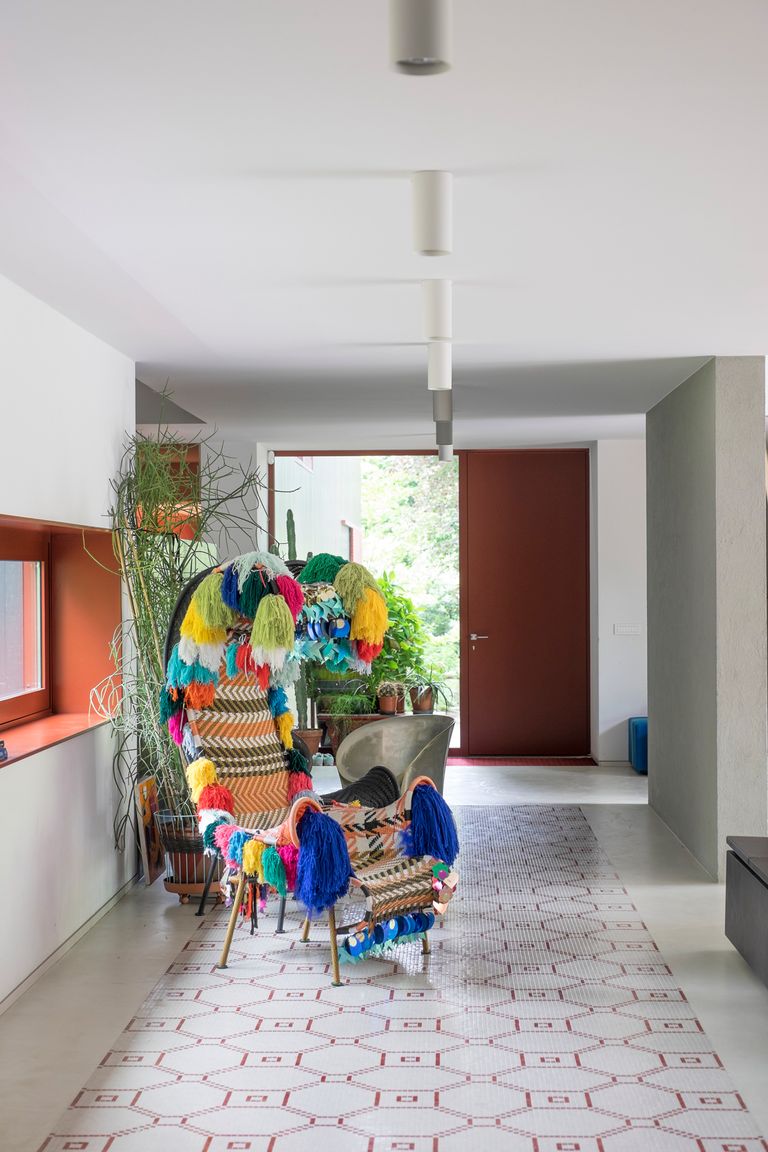 21 hallway floor ideas to create a practical and beautiful entrance to ...