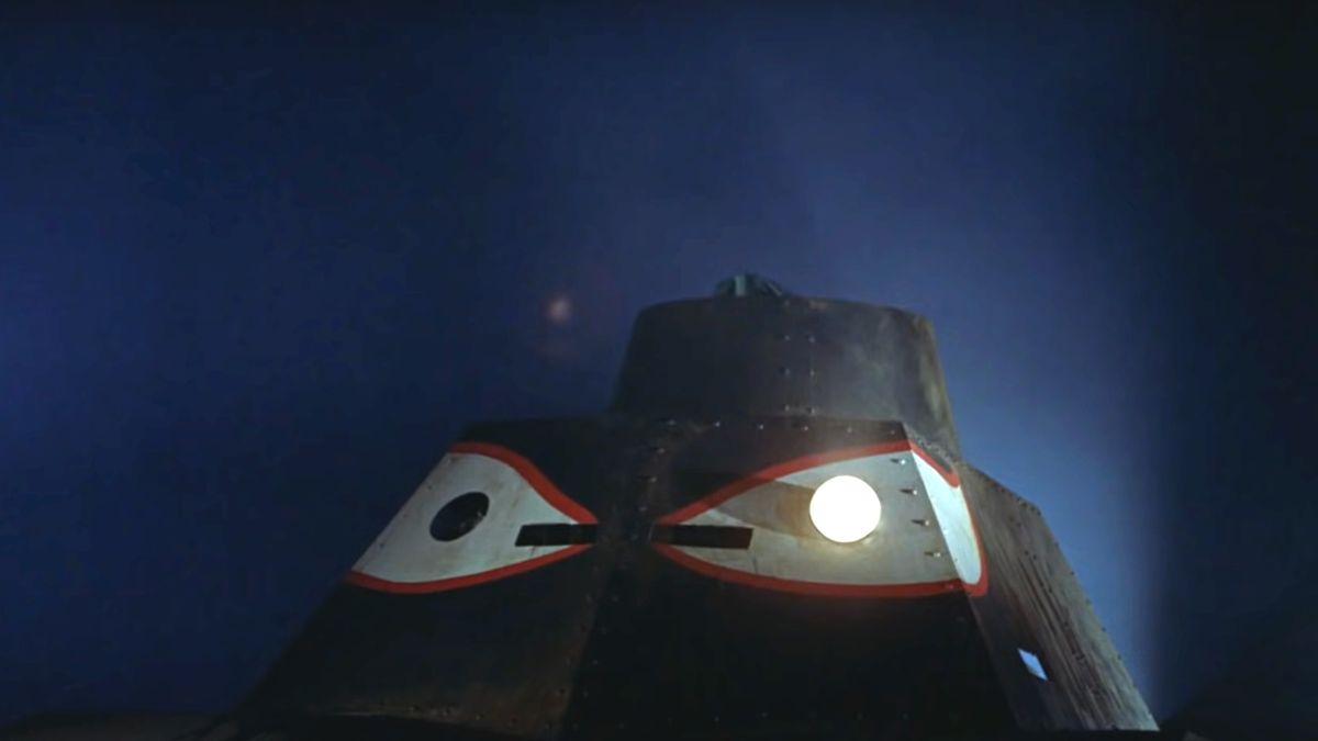 32 Most Ridiculous James Bond Gadgets | Cinemablend