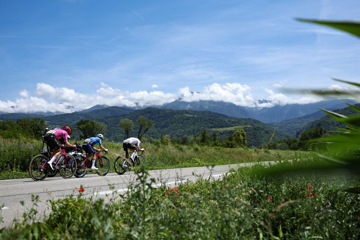 Critérium du Dauphiné - Tour Auvergne-Rhône-Alpes stage 2 LIVE ...