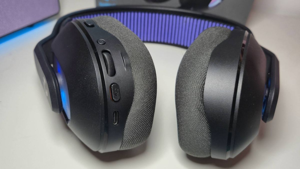 The incredible broadcast-quality mic on the G522 has changed the way I ...