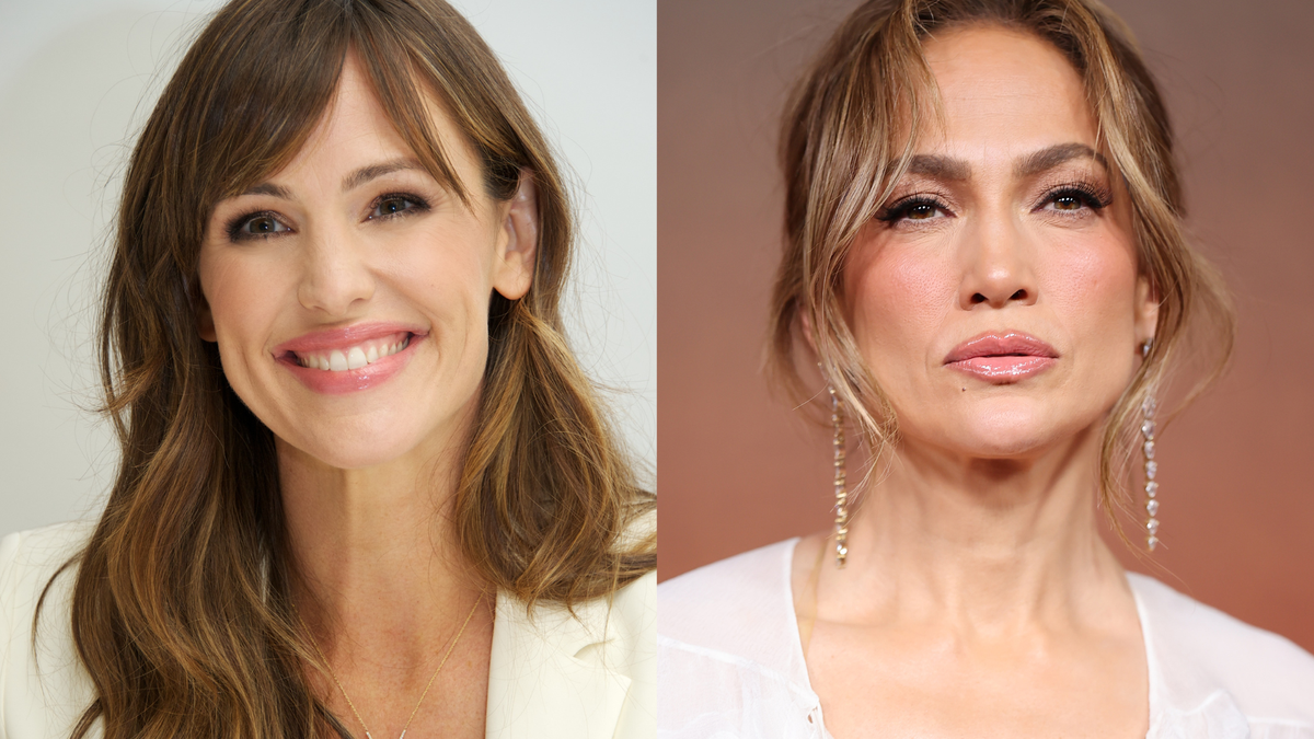 Jennifer Garner Has Been "Unexpected Ally" to Jennifer Lopez | Marie Claire