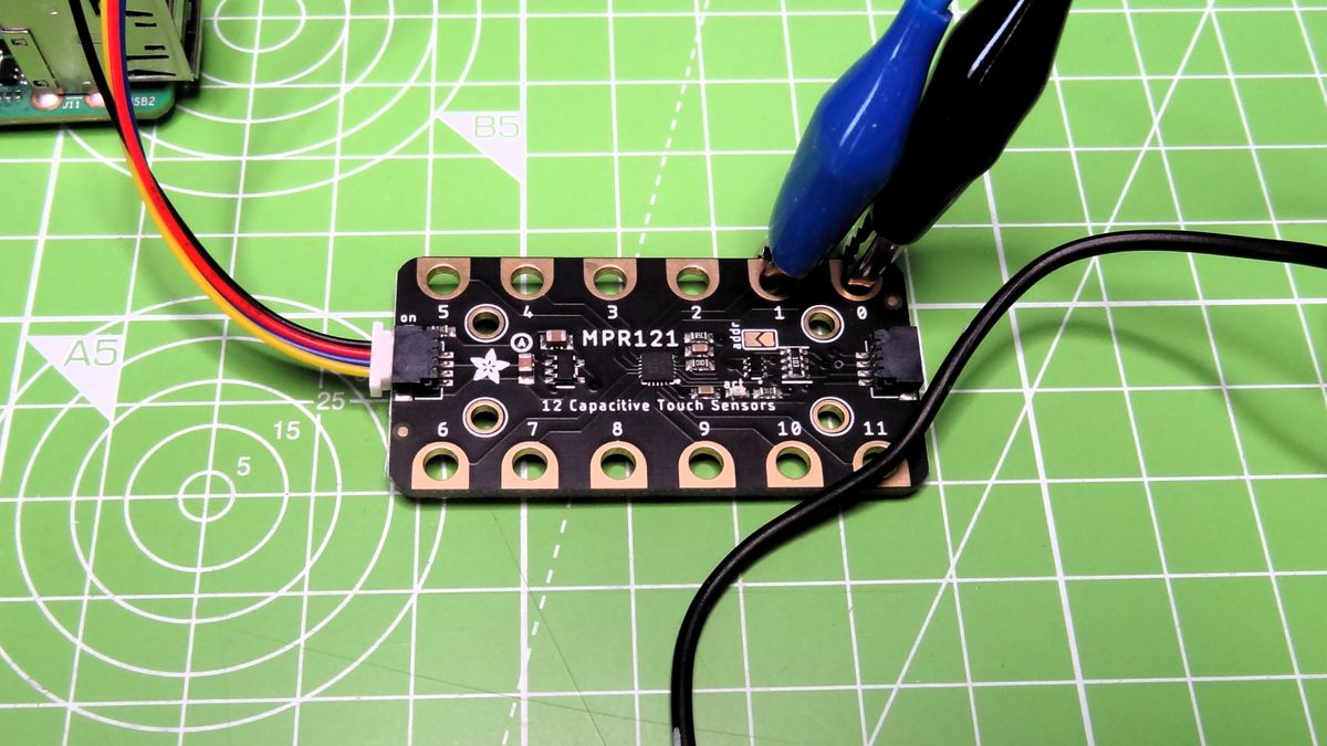 How To Use CircuitPython on a Raspberry Pi | Tom's Hardware