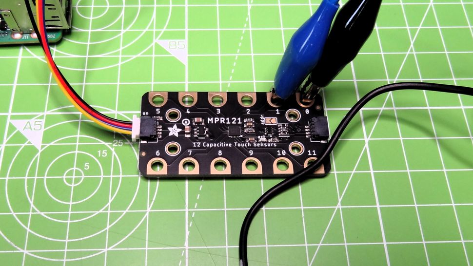 How To Use Circuitpython On A Raspberry Pi Toms Hardware