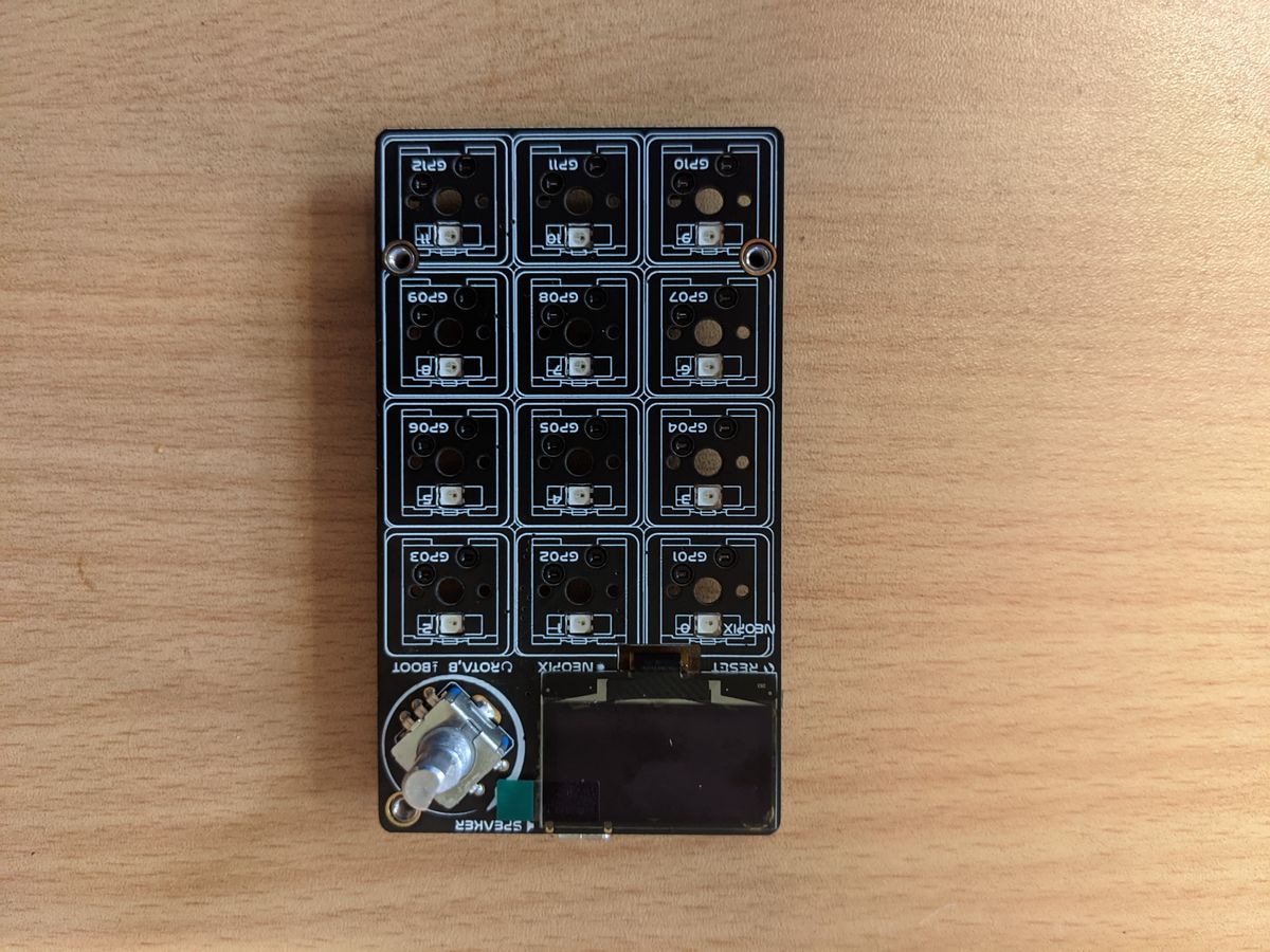 Adafruit MacroPad RP2040 Review: The Ultimate DIY Keypad | Tom's Hardware