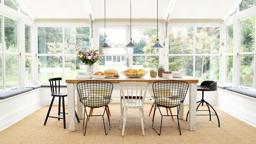 13 Conservatory Flooring Ideas for Use Throughout the Year | Homebuilding