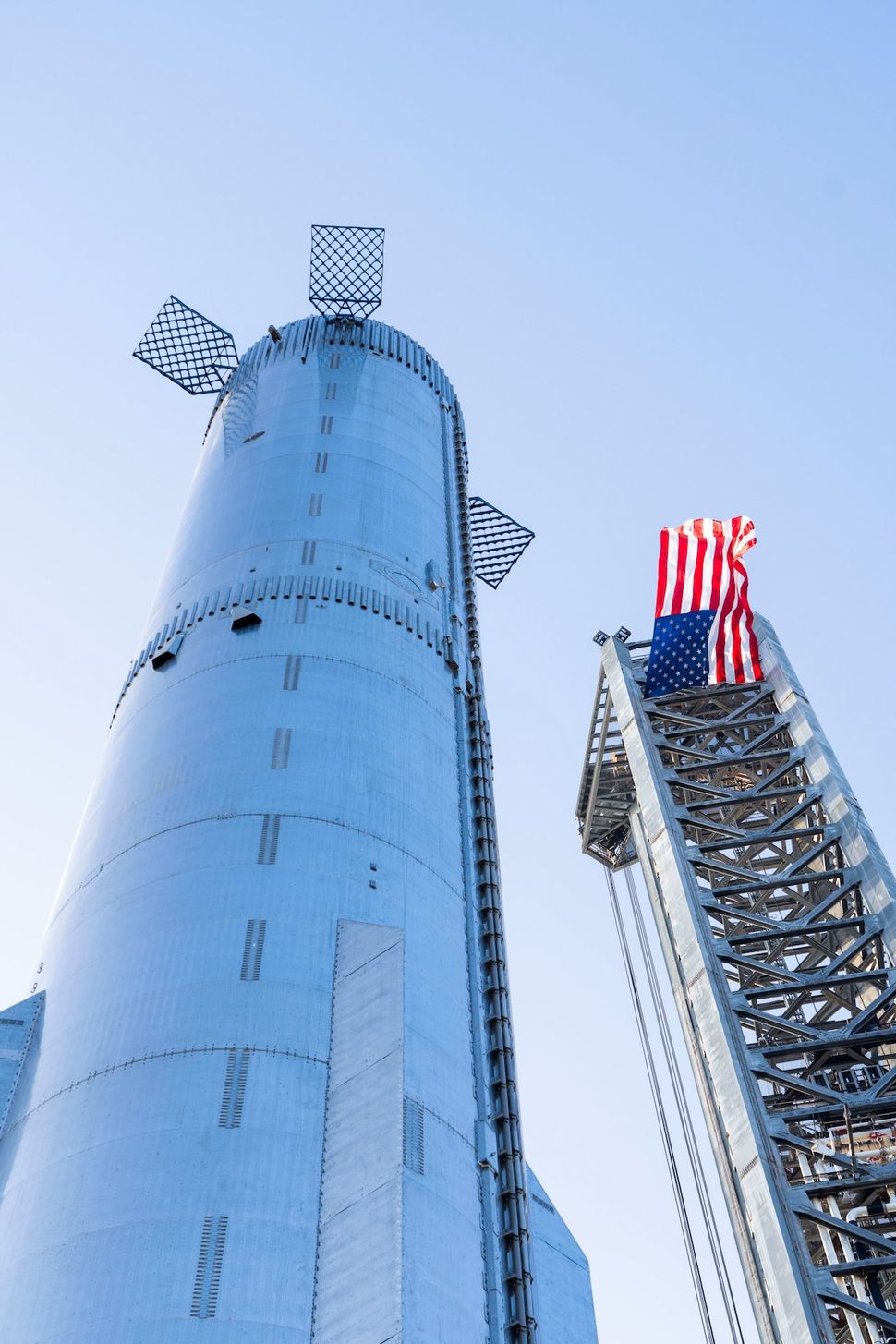 SpaceX rolls Starship Super Heavy booster to launch pad for testing ...