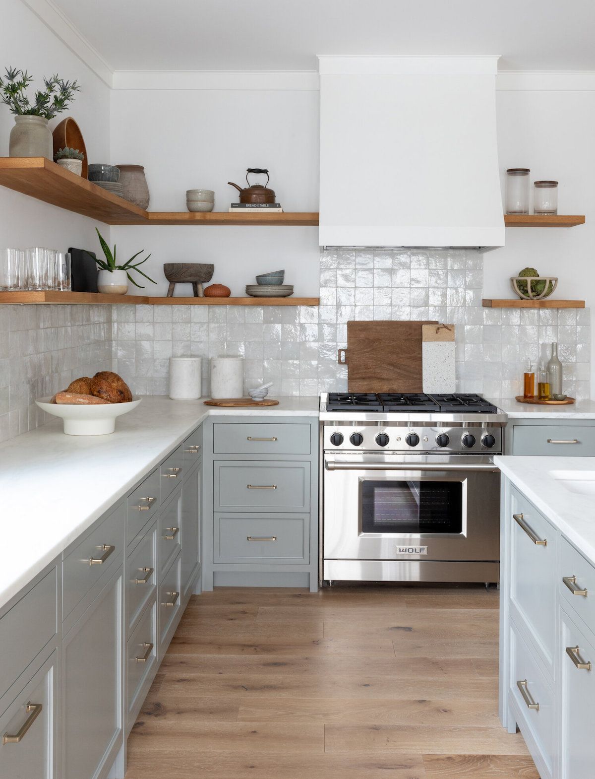 7 small kitchen trends for 2024 that interior designers love | Real Homes
