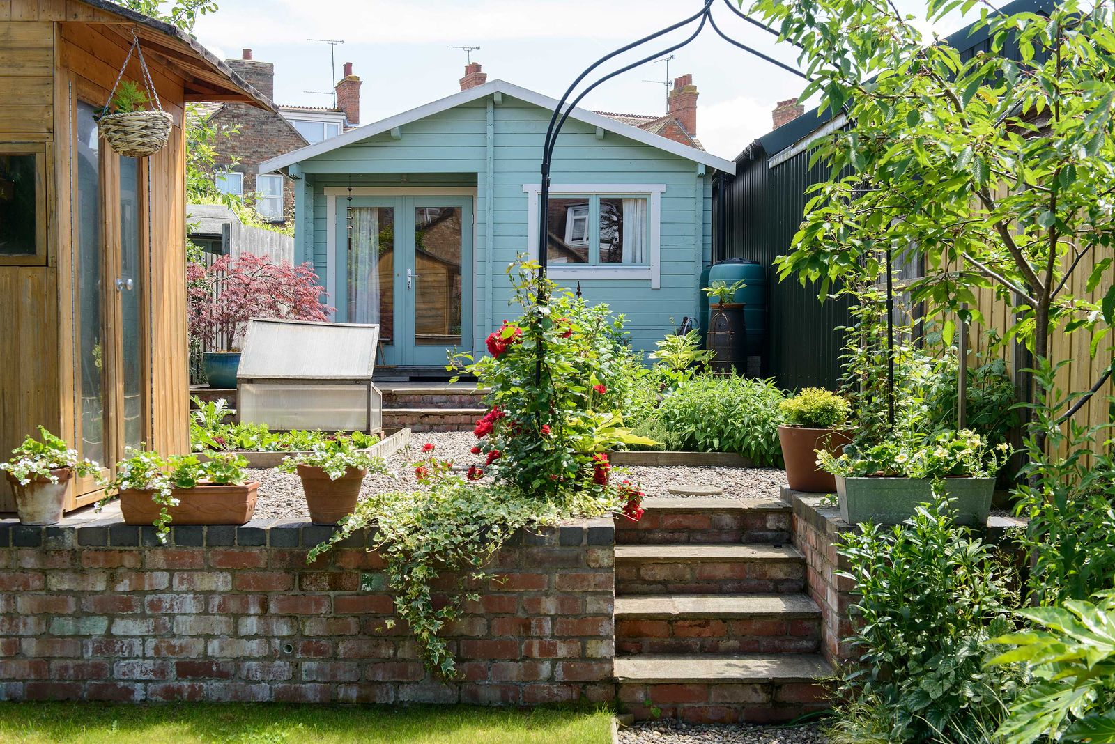 Tiered garden ideas: 11 stylish ways to use levels in your plot ...